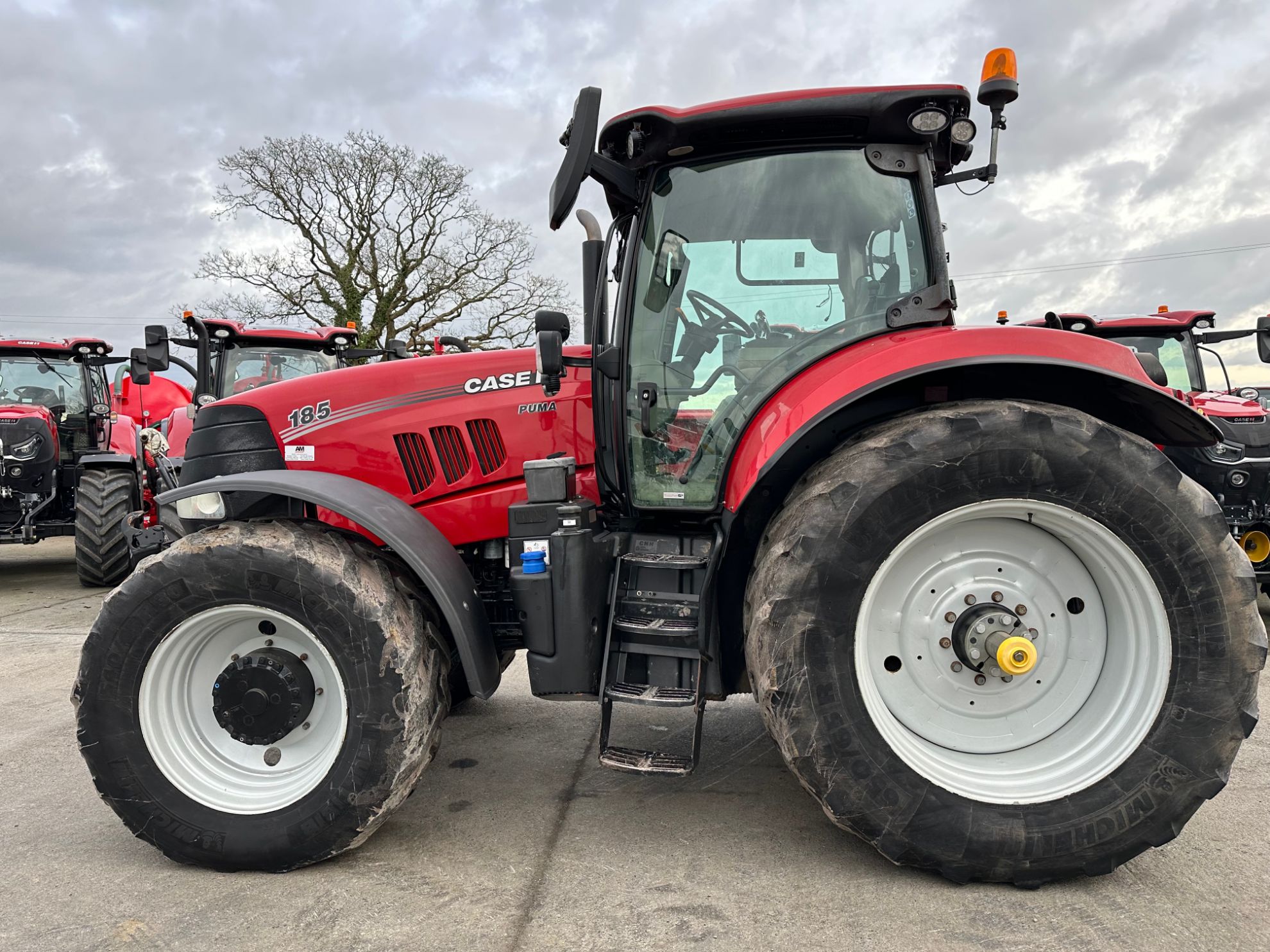 Case IH Puma 185: New & Used Tractors Wales & UK | Excavators & Tankers