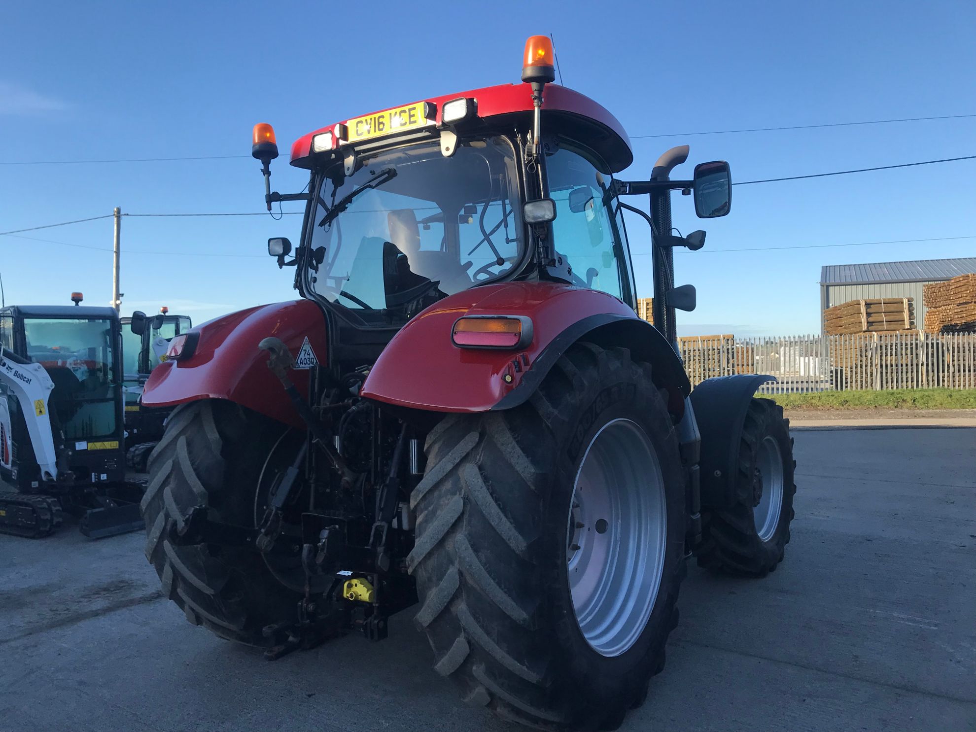 Case IH Maxxum 125: New & Used Tractors Wales & UK | Excavators & Tankers