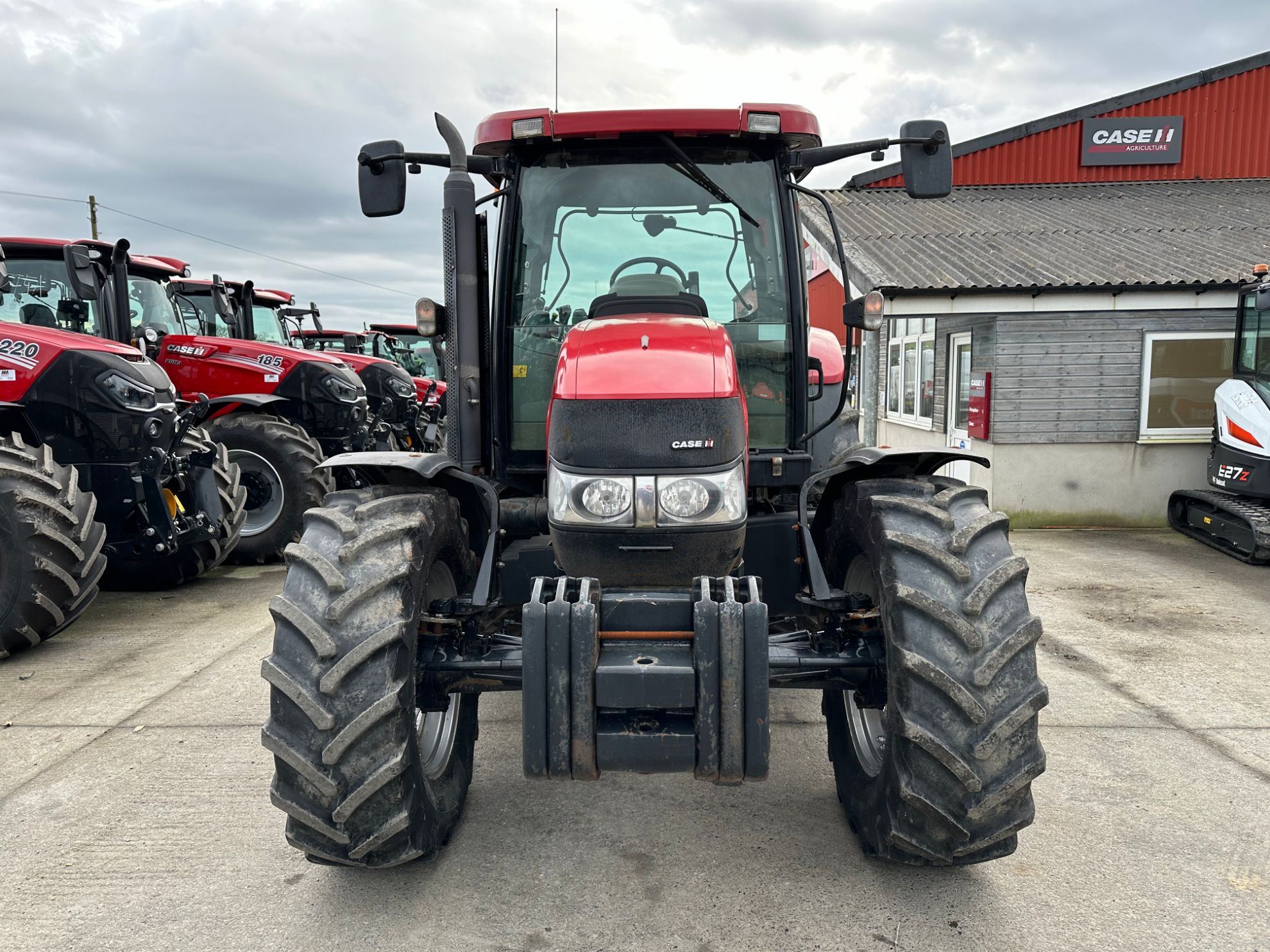 Case IH Maxxum 110: New & Used Tractors Wales & UK | Excavators & Tankers