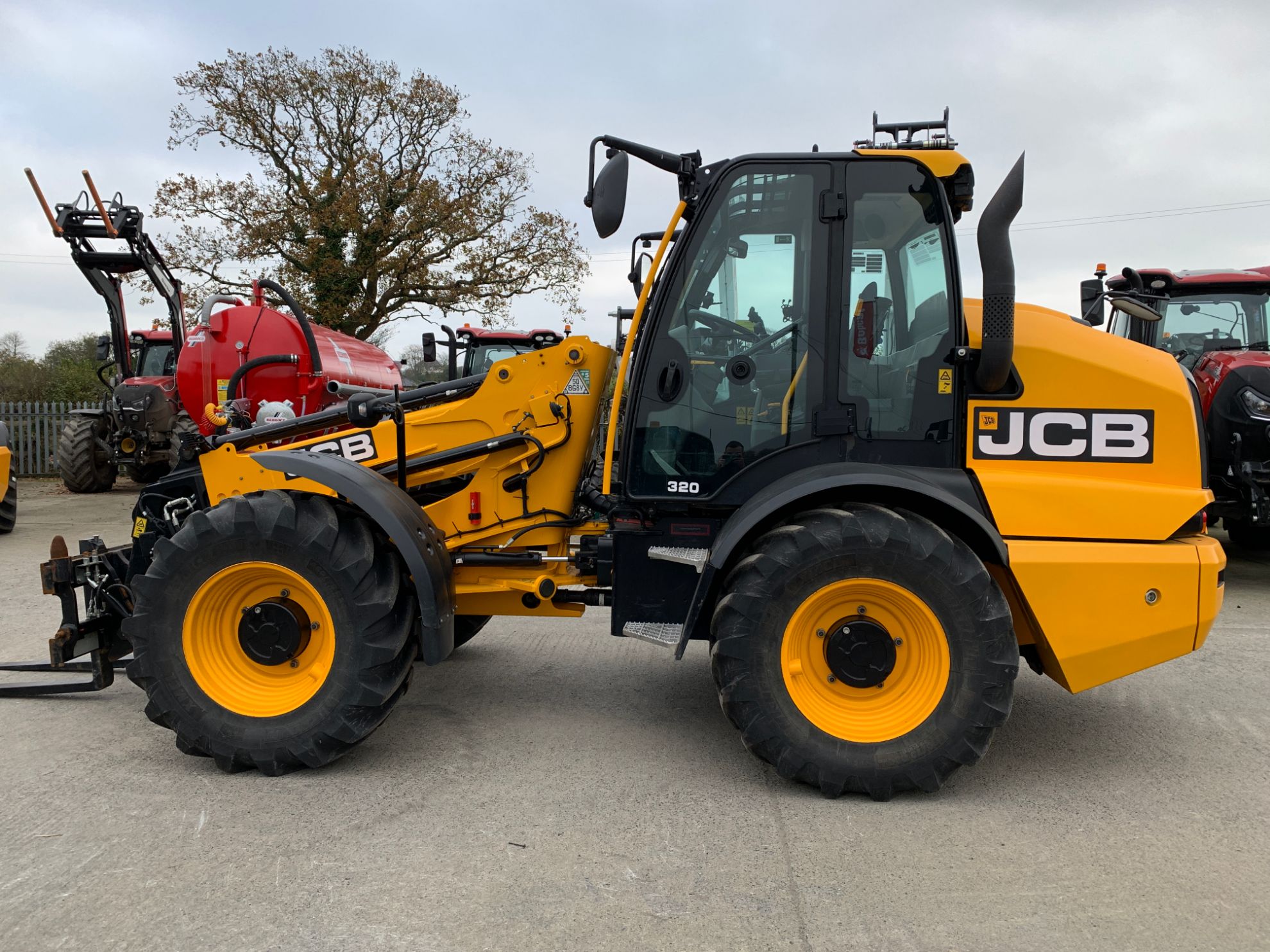 JCB TM320S: New & Used Tractors Wales & UK | Excavators & Tankers