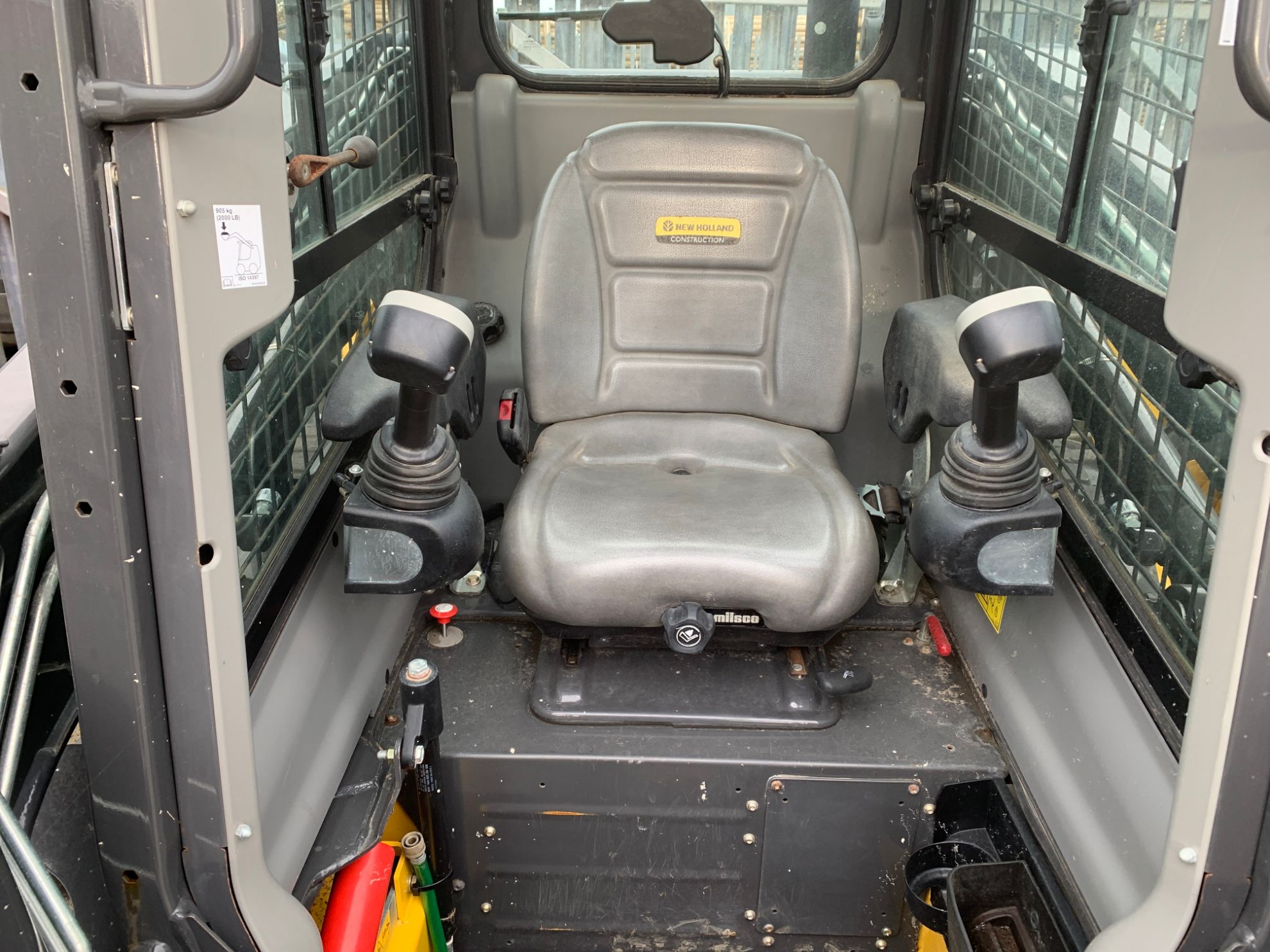 New Holland L220: New & Used Tractors Wales & UK | Excavators & Tankers