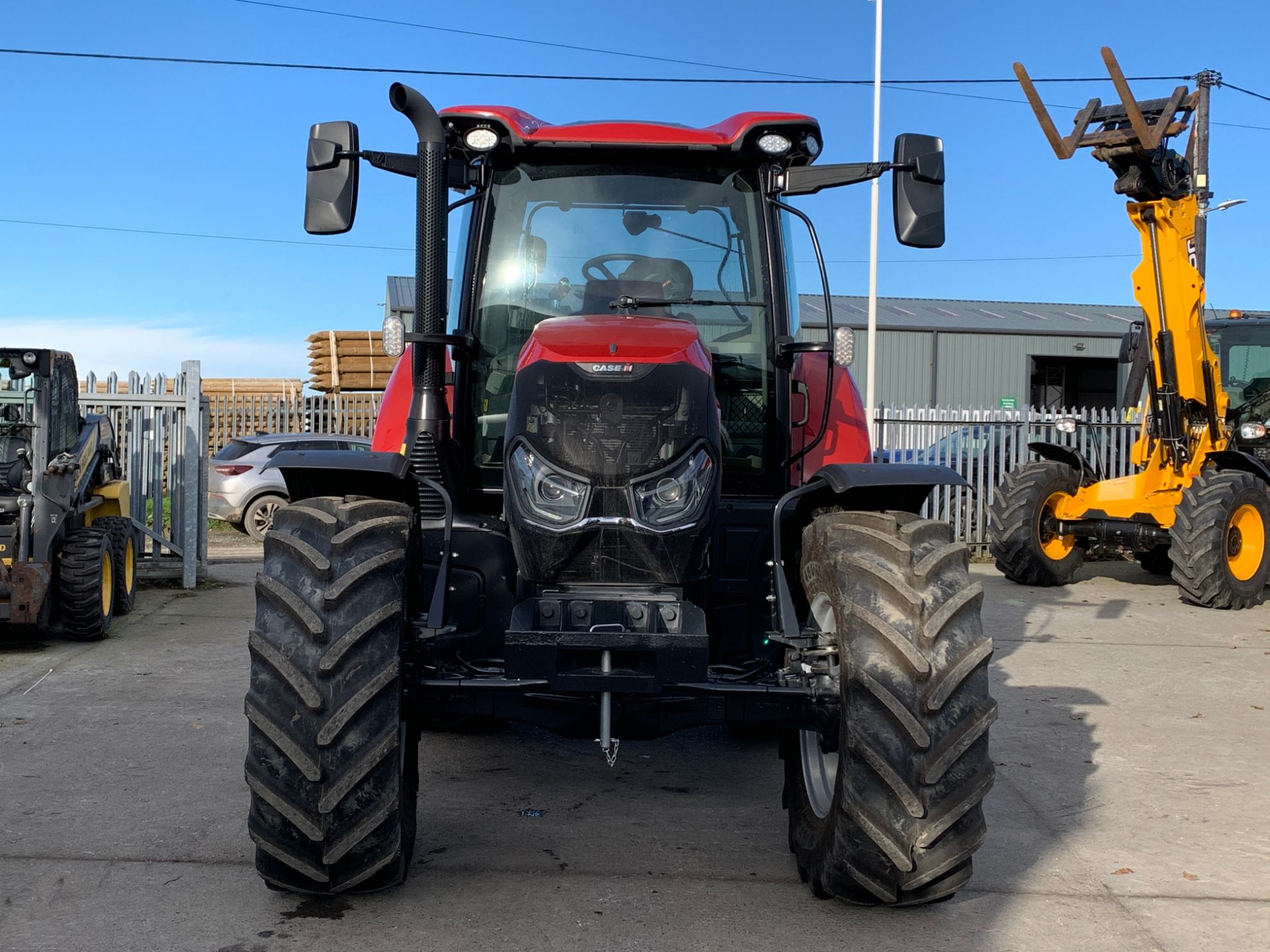 Case IH Maxxum 125 Multicontroller: New & Used Tractors Wales & UK ...
