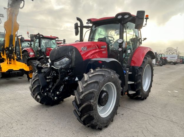 Case IH Maxxum 125 CVX: New & Used Tractors Wales & UK | Excavators ...