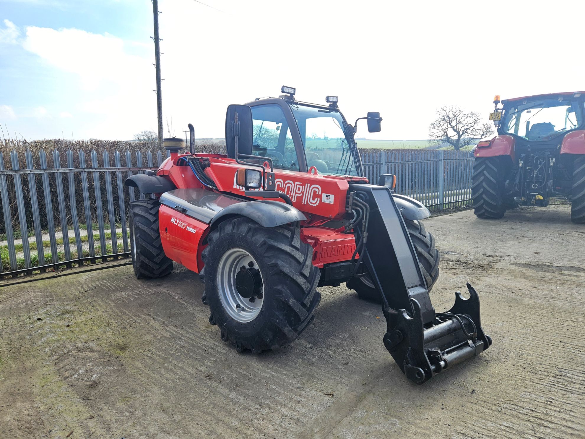 Manitou MLT 627: New & Used Tractors Wales & UK | Excavators & Tankers