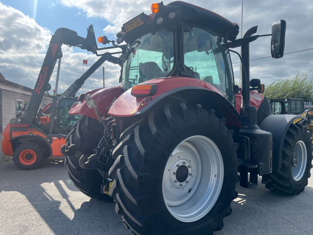 Case IH Puma 165: New & Used Tractors Wales & UK | Excavators & Tankers