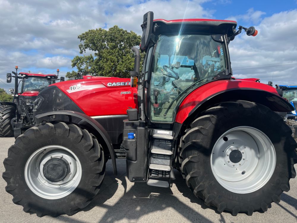 Case IH Puma 165: New & Used Tractors Wales & UK | Excavators & Tankers